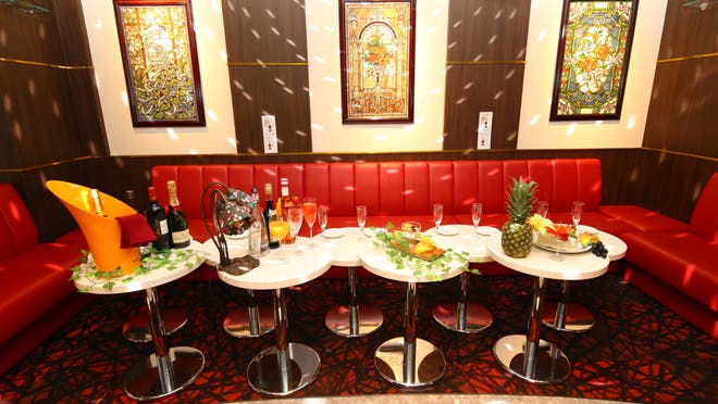 ドラマ・CM・芸能人のYouTube撮影も多数!プライベート会や撮影に好評です!!飲み放題・お料理オプションもございます。の写真4