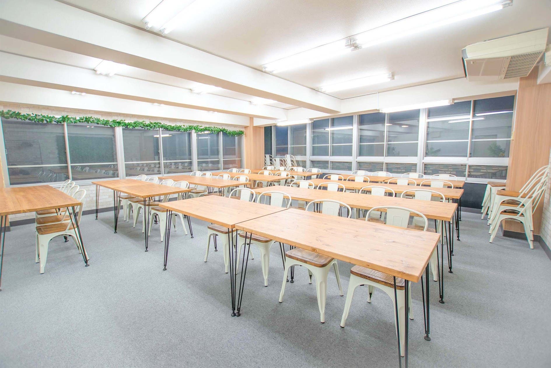 神田駅徒歩3分・秋葉原駅徒歩4分/最大48名/飲食、お酒可/セミナー/懇親会/ボードゲームの写真5