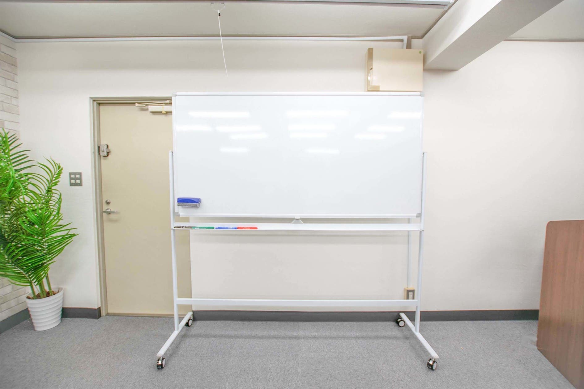 神田駅徒歩3分・秋葉原駅徒歩4分/最大48名/飲食、お酒可/セミナー/懇親会/ボードゲームの写真24