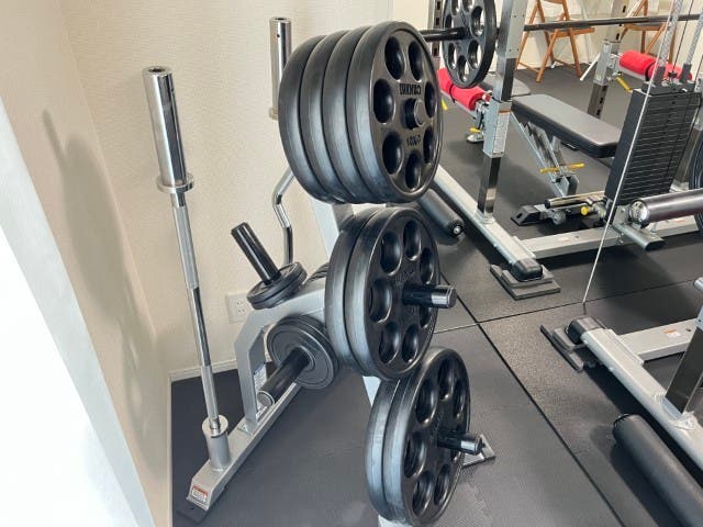 【三軒茶屋駅3分】綺麗な内装と大型鏡のレンタルジム。パーソナルトレーニングに最適　MIYAZAKI GYM三軒茶屋店の写真4