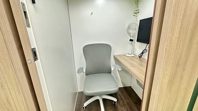 <PaO Work 三ノ宮No.3>完全個室ワークブース💼光Wi-Fi📶✨モニター🖥テレワーク/ZOOM/面接/自習/作業の写真4