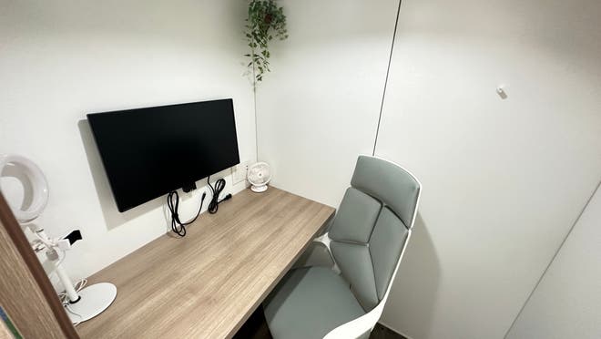 <PaO Work 三ノ宮No.5>完全個室ワークブース💼光Wi-Fi📶✨モニター🖥テレワーク/ZOOM/面接/自習/作業の写真1