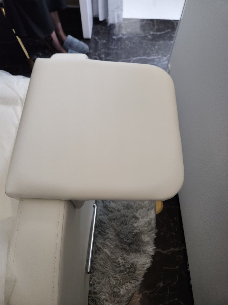 【池袋駅徒歩4分】備品充実 プライベートサロンが私のサロンに。エステ・ネイル・マッサージに【ソファースペース】minoribaの写真8