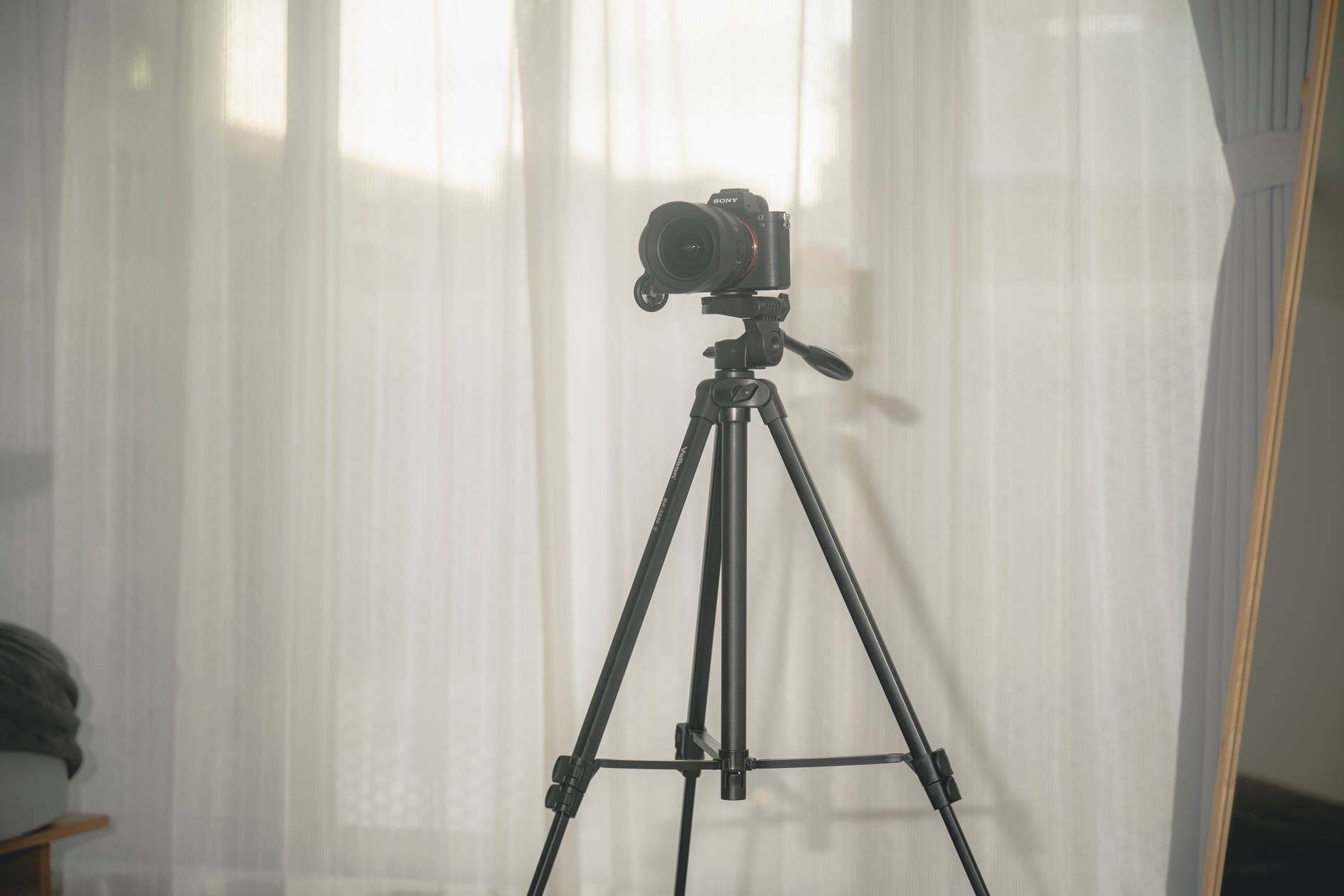 📸三脚（スマートフォン対応 専用ホルダーつき）の画像1