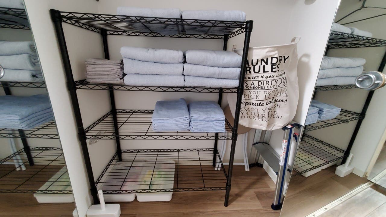 梅田駅・大阪駅から徒歩圏内！電動昇降リクライニング式ベッド・備品充実∣レンタルサロンACE梅田店の写真7