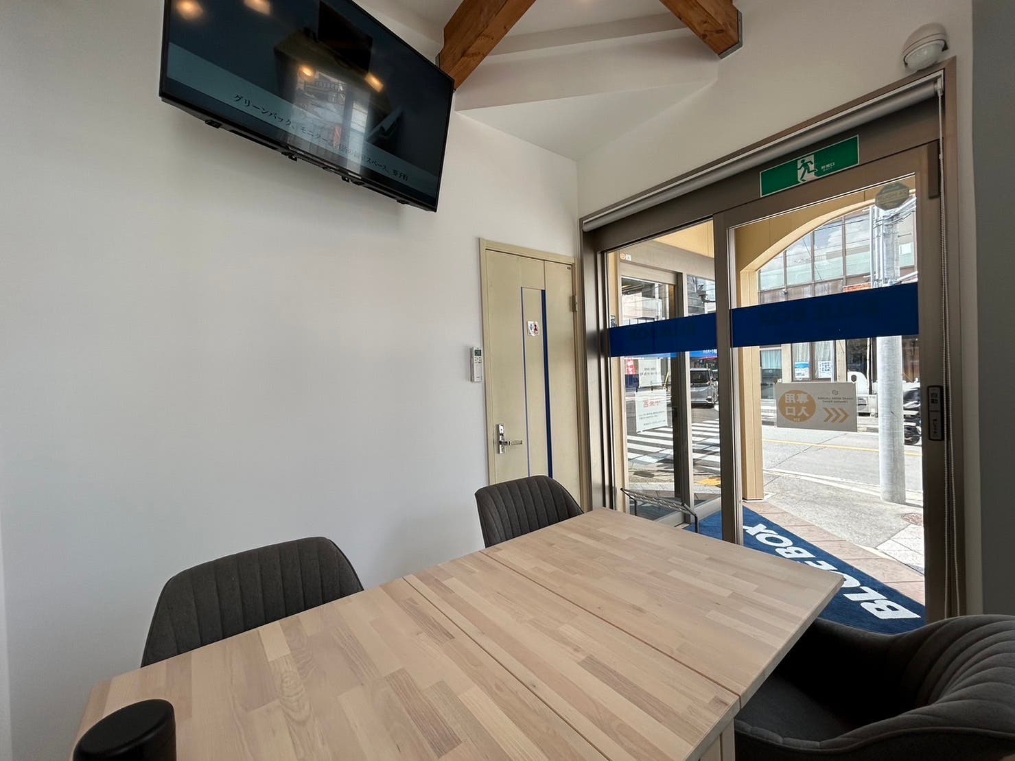 ◇国府宮駅徒歩１分＆駐車場完備【完全個室のレンタルスペース】Web会議/テレワーク/商談/自習の写真6