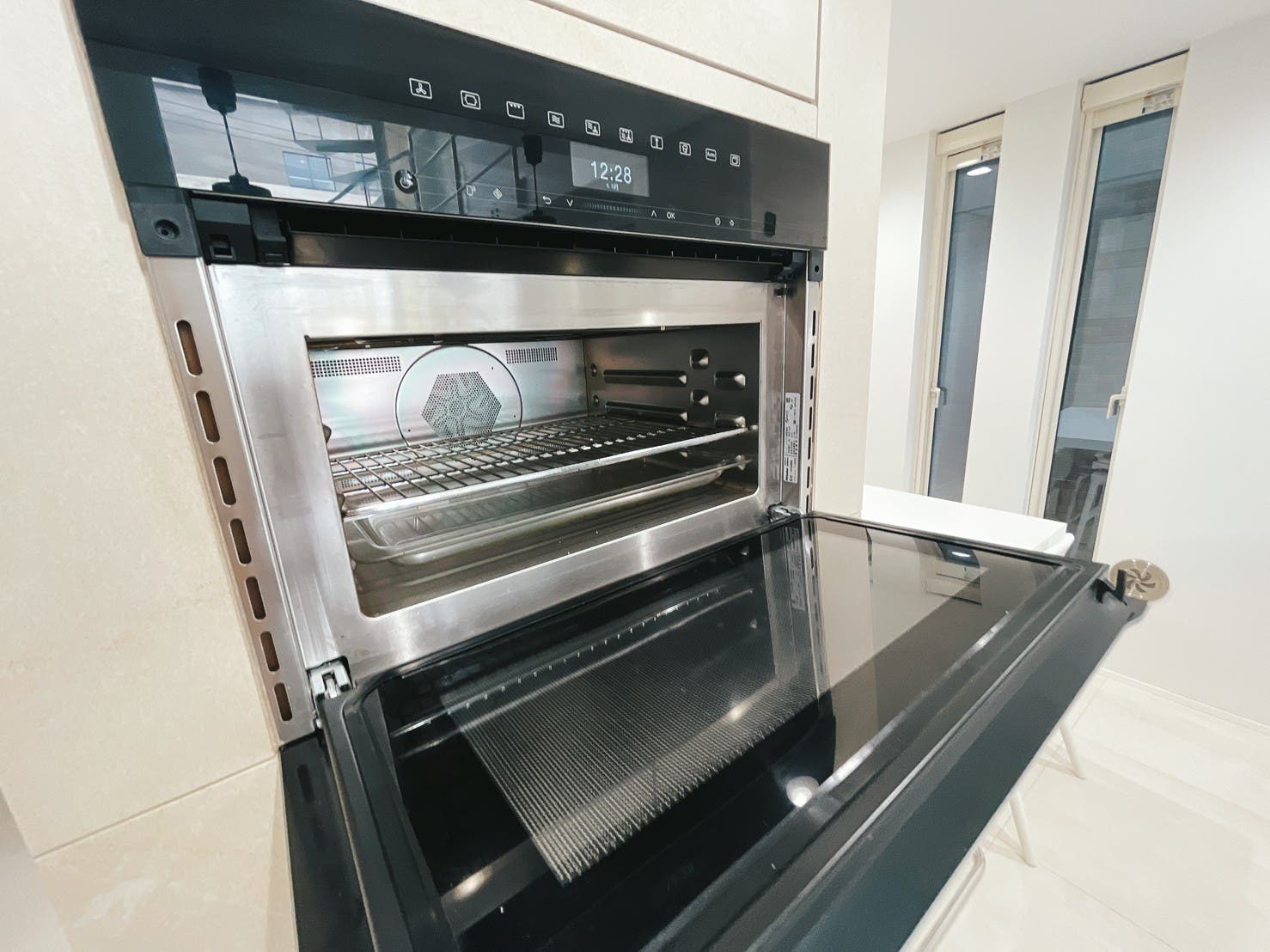 Mieleオーブン完備したオシャレキッチンスタジオの写真7