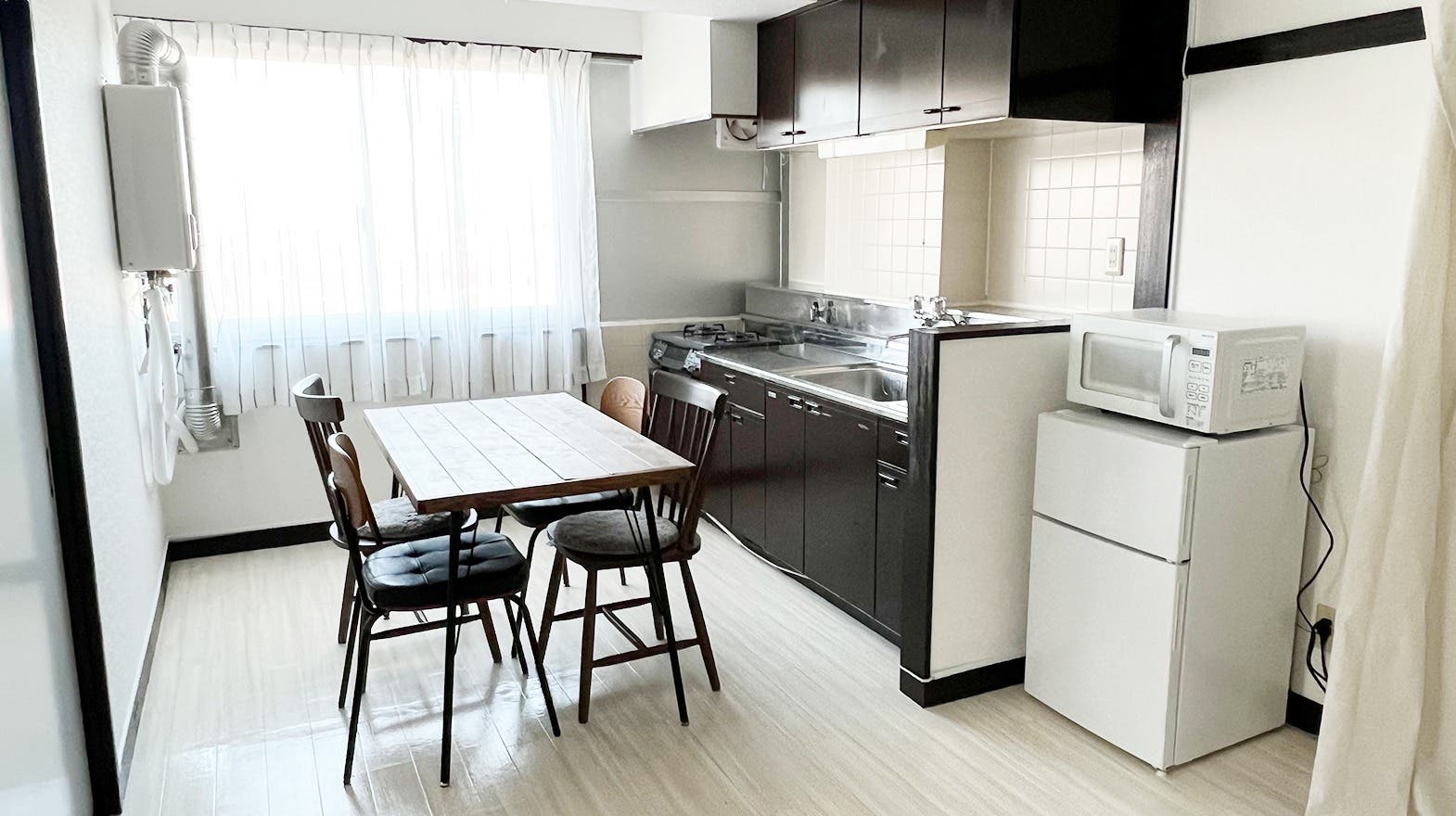 城ヶ島公園まで車で8分🚗広々58㎡✨️メイクルーム💄控え室🛋撮影ブースあり📸【marスタジオ】の写真12