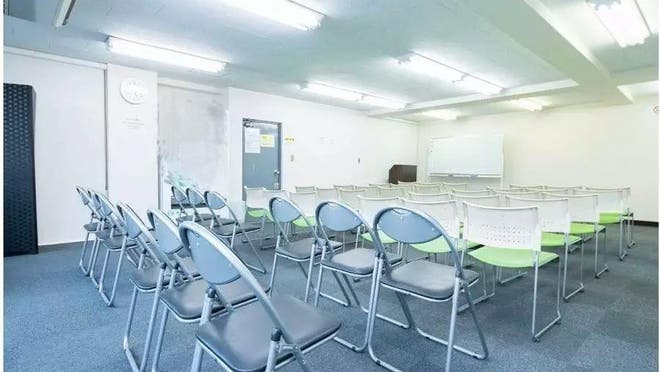 ★プロジェクタ&Wi-Fi完備★会議/セミナー/ボードゲーム等 最大42名の写真8