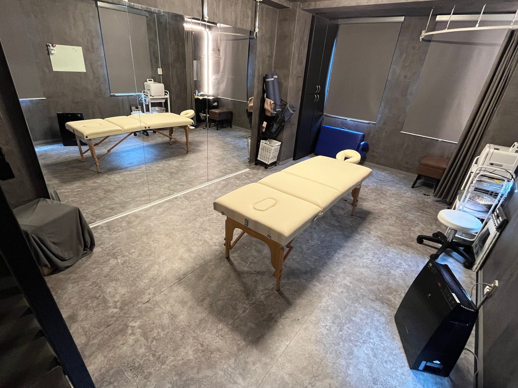 施術ベッド(白)の画像3