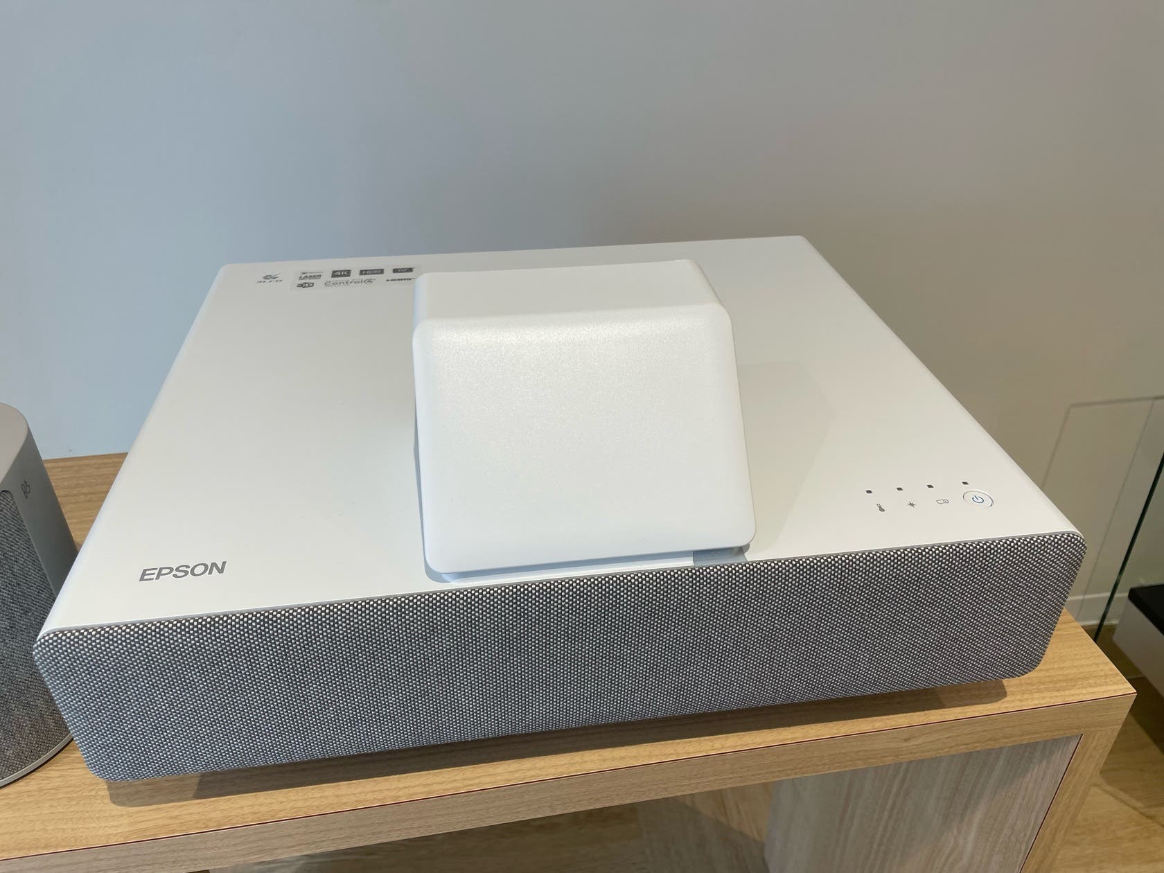 プロジェクターの画像1