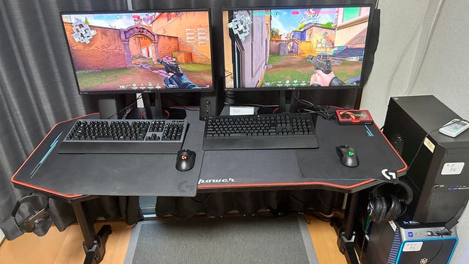 PC2台完備!本通りのゲーミングスタジオ ゲーム、Zoom会議に特化したお部屋です。の写真1