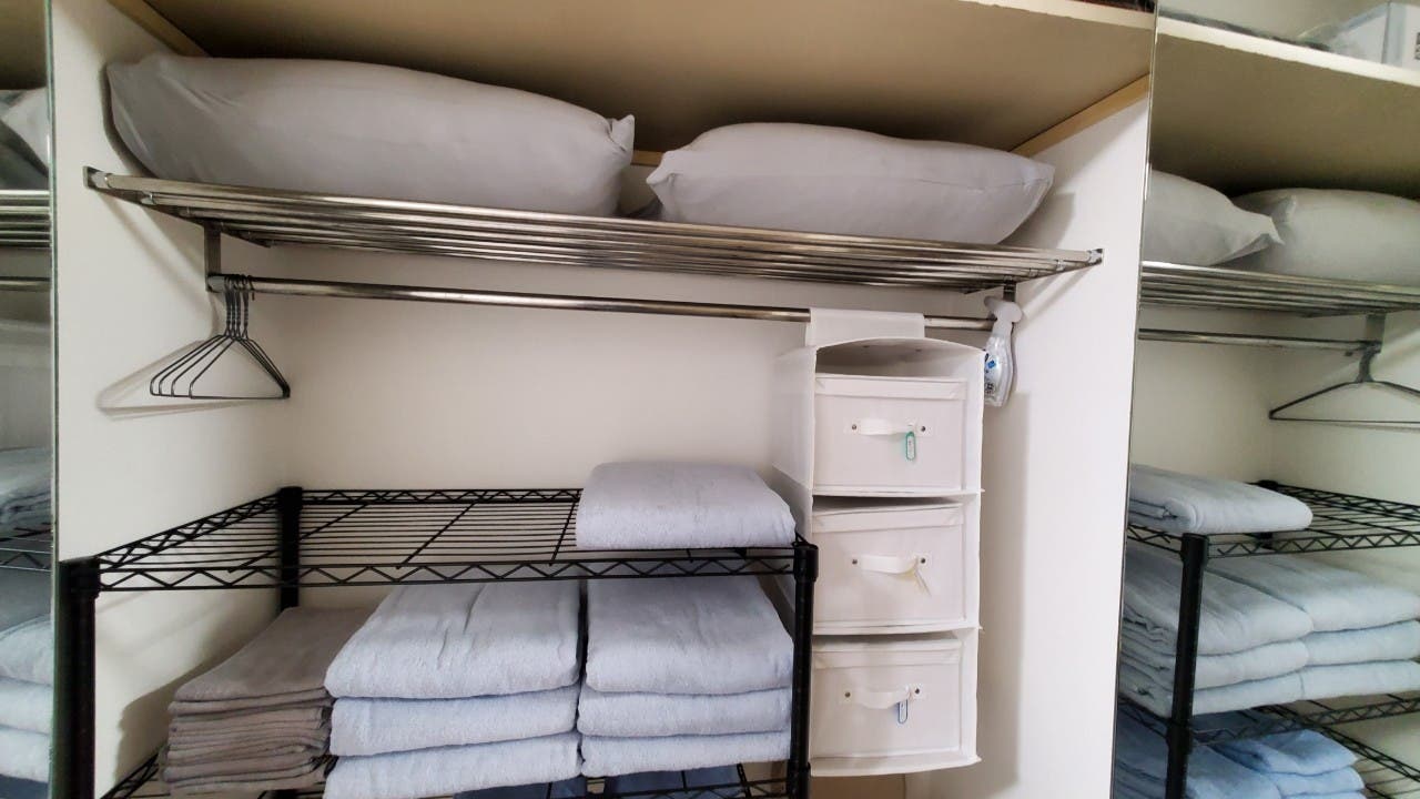 梅田駅・大阪駅から徒歩圏内！電動昇降リクライニング式ベッド・備品充実∣レンタルサロンACE梅田店の写真24