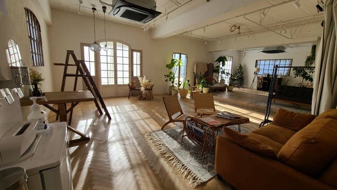 自然光|機材無料|漆喰壁|こだわりインテリア|豊富な撮影シーン|屋上撮影|たくさんのグリーンが自慢の写真2