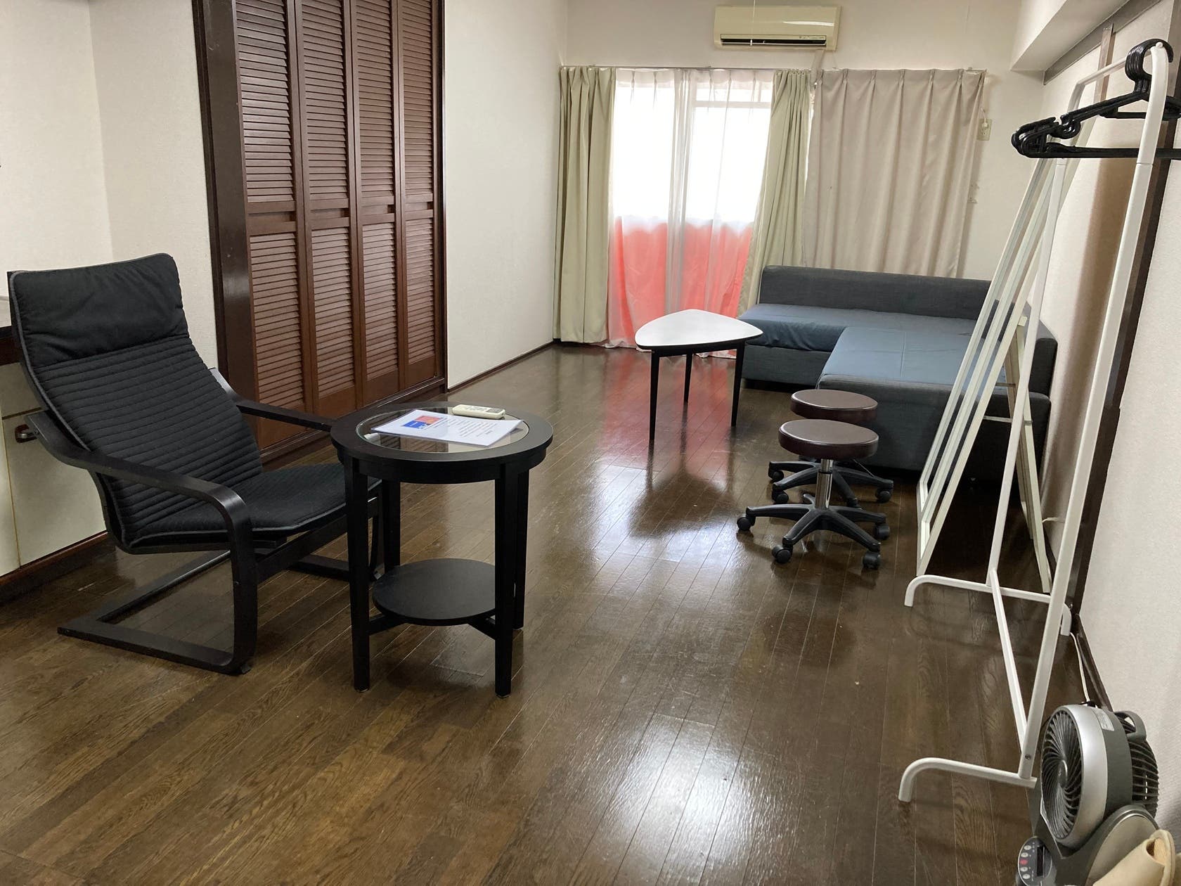 新宿超高層ビル群を一望！都庁・パークハイアット東京などの摩天楼を背景に撮影できる屋上スペース/無料更衣室完備の写真27