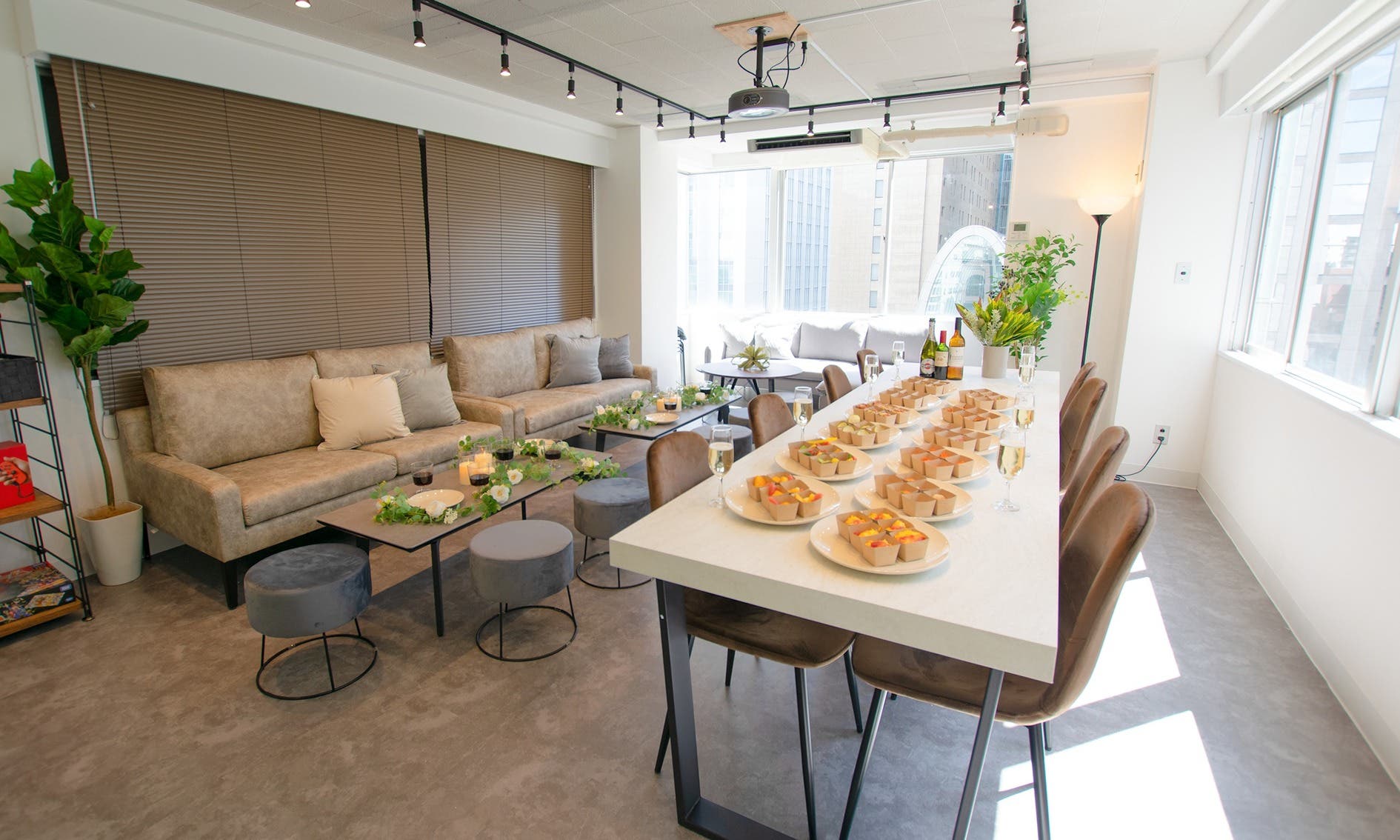 【西新宿駅1分】ベストホスト賞受賞/最大30名・24H/スクリーン100㌅/フロア貸切/パーティ🎉セミナー🌟女子会/ゲームの写真13