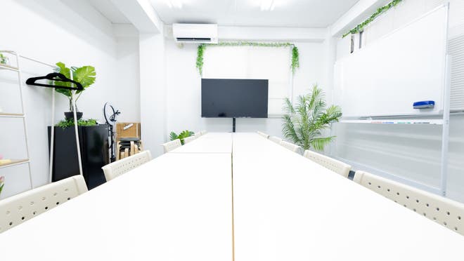 直前割を実施✨神田WEST🍀14名+4名🍀 WIFI/モニター/施術ベッド/備品無料✨1日プラン有✨会議ゲーム勉強会✨の写真3