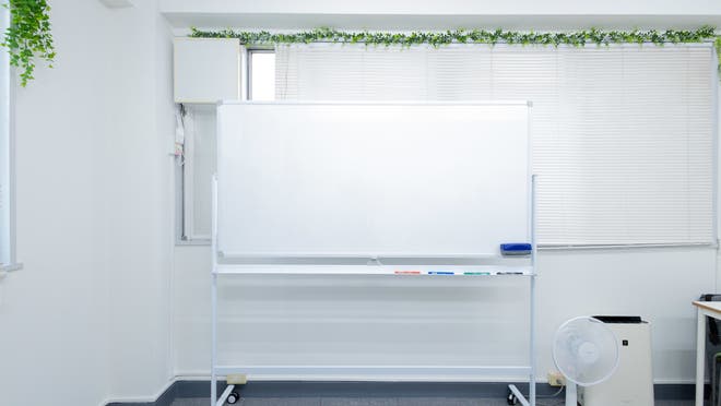 直前割を実施✨神田WEST🍀14名+4名🍀 WIFI/モニター/施術ベッド/備品無料✨1日プラン有✨会議ゲーム勉強会✨の写真5