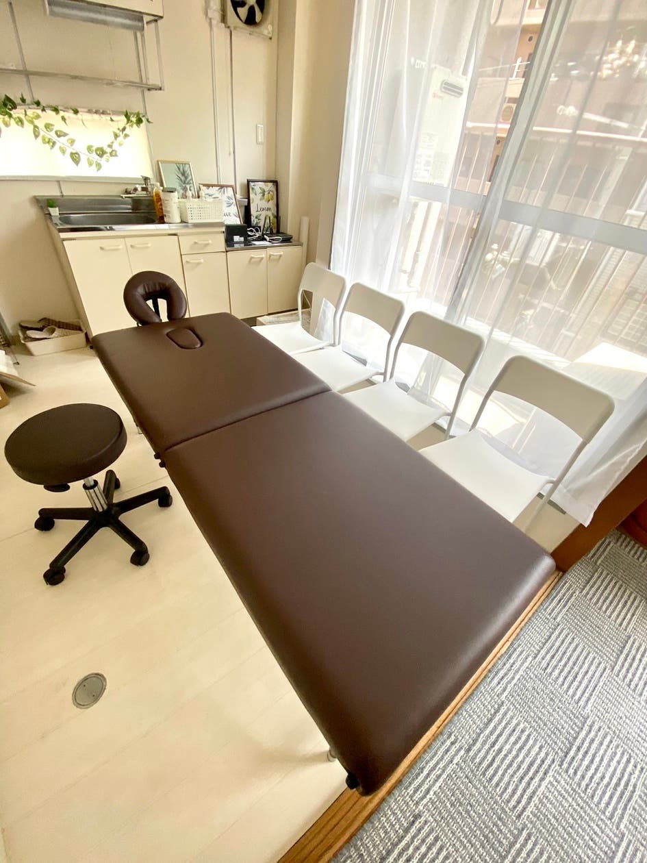 ★NEW★【十三駅2分】明るくお洒落。各種設備利用無料！ボドゲ、ワークショップ、整体サロンなど。貸会議室（最大12名）の写真14