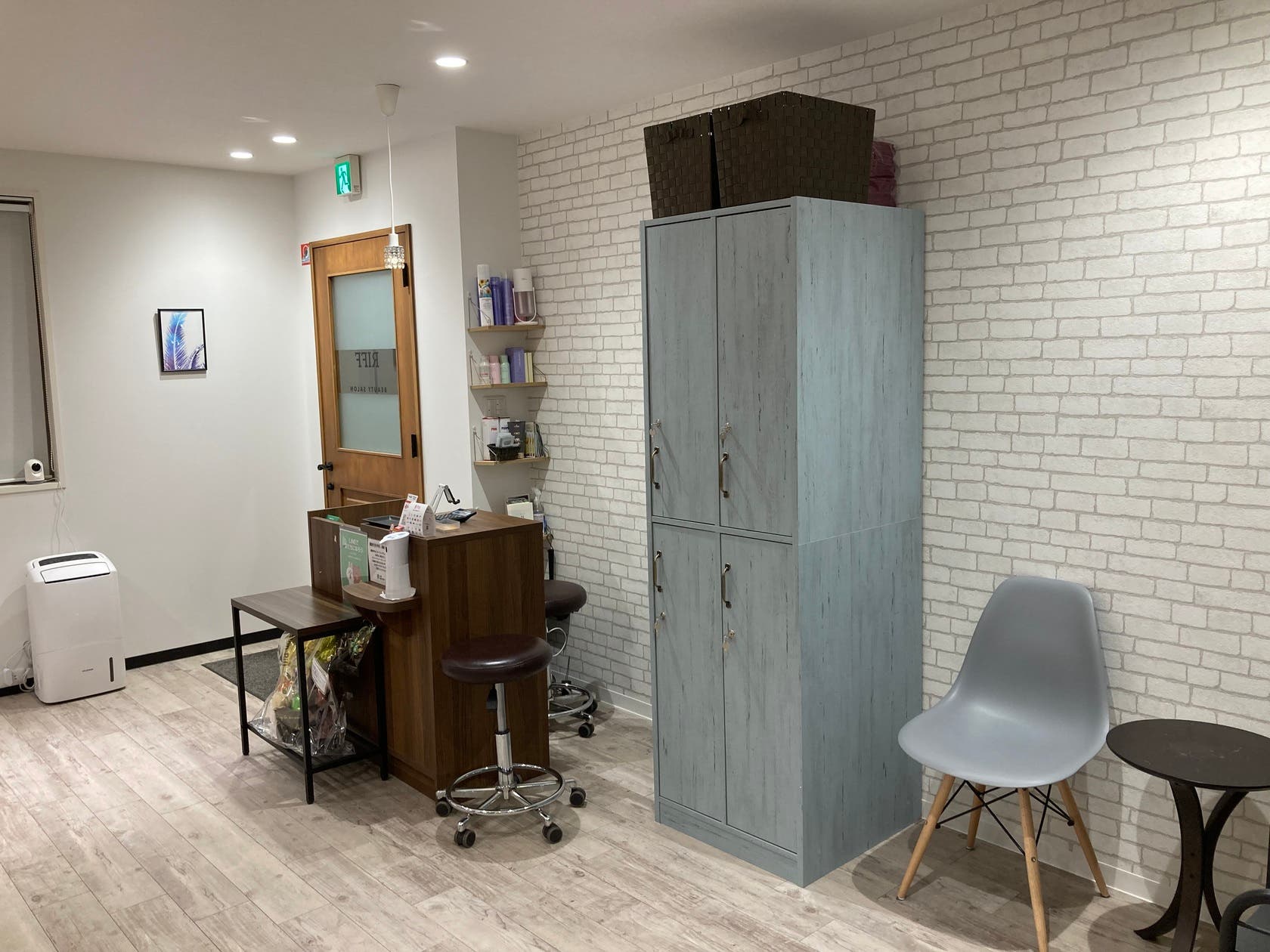 東三国、新大阪　美容室　面貸し レンタルサロン　機材貸出OK、材料持ち込み可の写真3