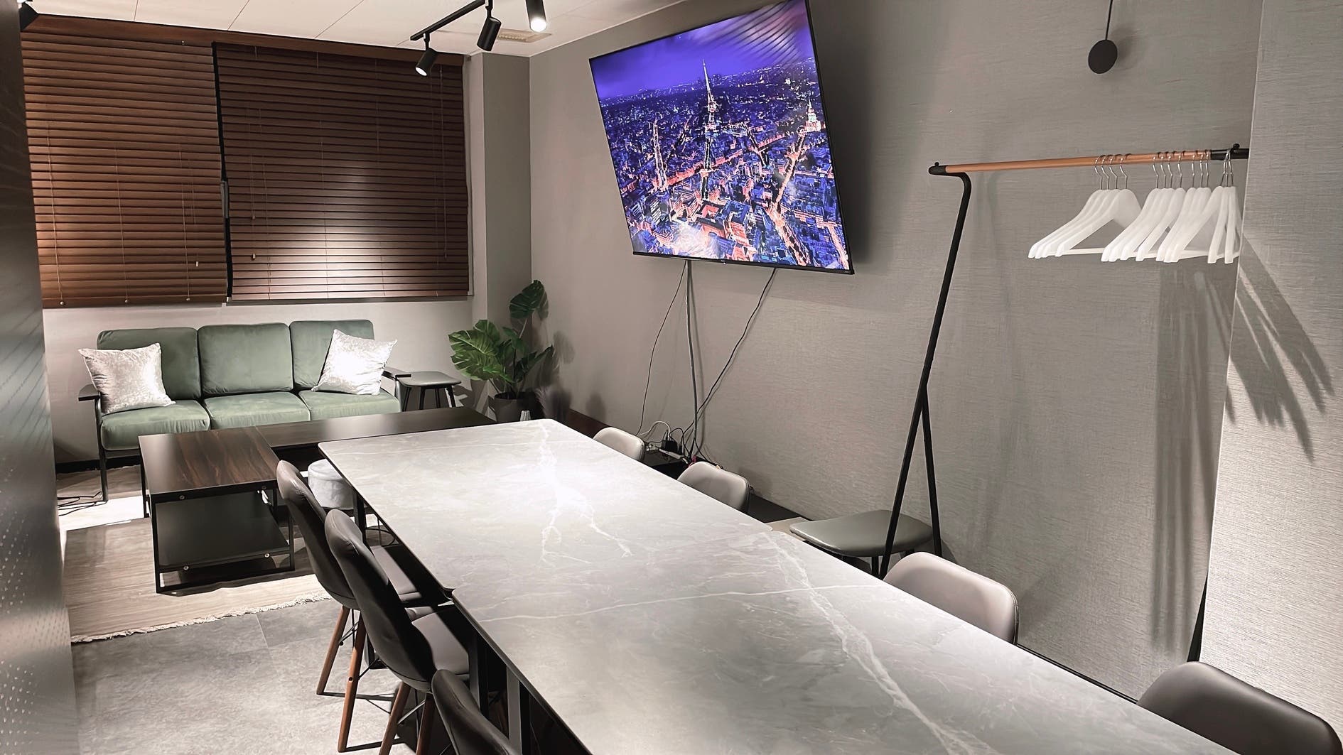 銀座女子会🌙大人の隠れ家🏠75㌅TVで映画鑑賞🎬完全貸切✨24時間OK＆9駅アクセス🚃の写真6