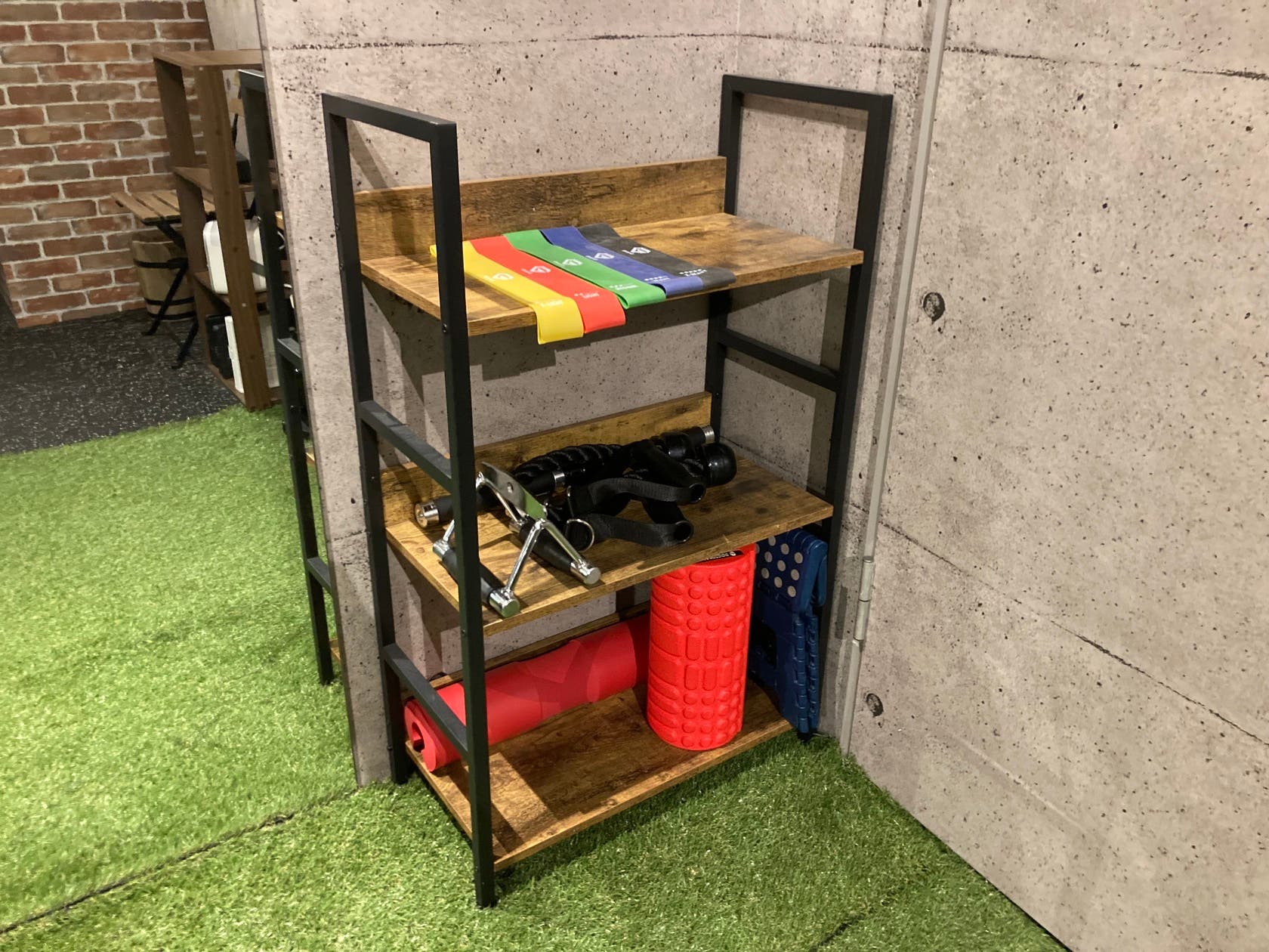 【代々木駅2分/新宿駅7分】綺麗な内装✨マルチマシン・可変式ダンベル完備🏋️‍♀️の写真7