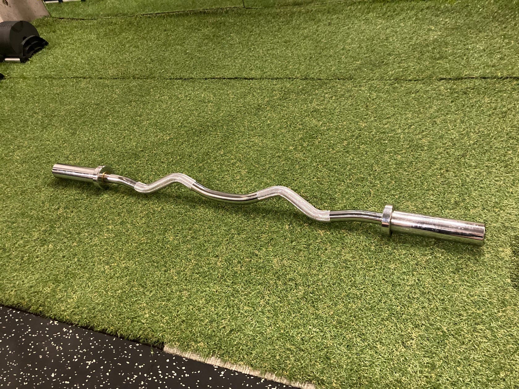 【代々木駅2分/新宿駅7分】綺麗な内装✨マルチマシン・可変式ダンベル完備🏋️‍♀️の写真11