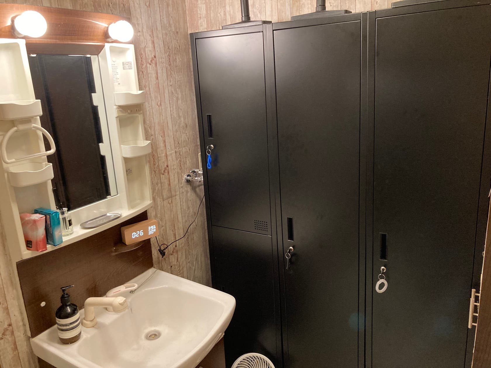 【代々木駅2分/新宿駅7分】綺麗な内装✨マルチマシン・可変式ダンベル完備🏋️‍♀️の写真14