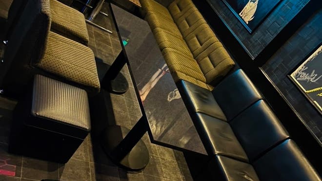 BAR完全貸切/セルフ飲み放題880円/カラオケ・ダーツ無料/結婚式2次会/誕生日会/Bar TK 心斎橋の写真4