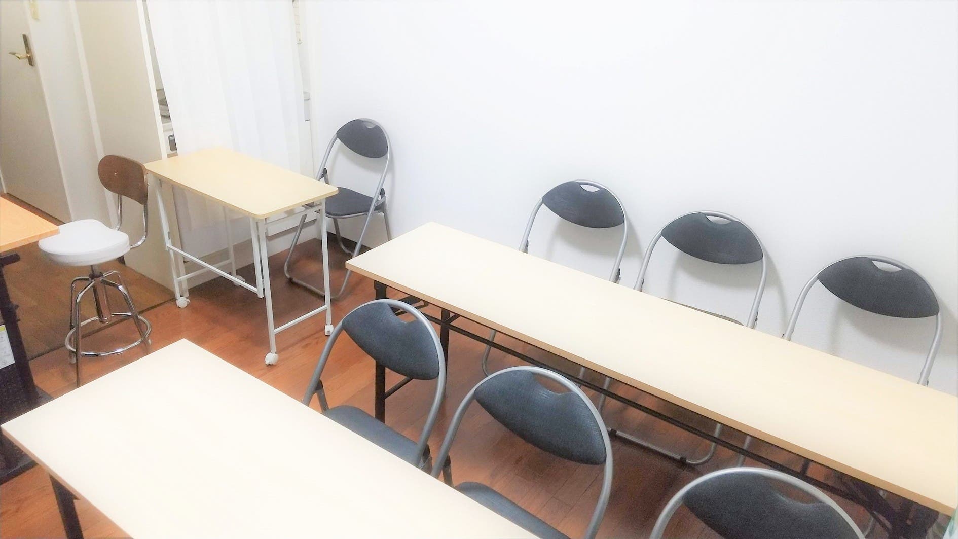 【24ｈ営業】【格安！初めてプランあり】【飲食OK・Wi-Fi無料CP中】テーブルゲーム、貸会議室、貸教室、面接、撮影の写真10