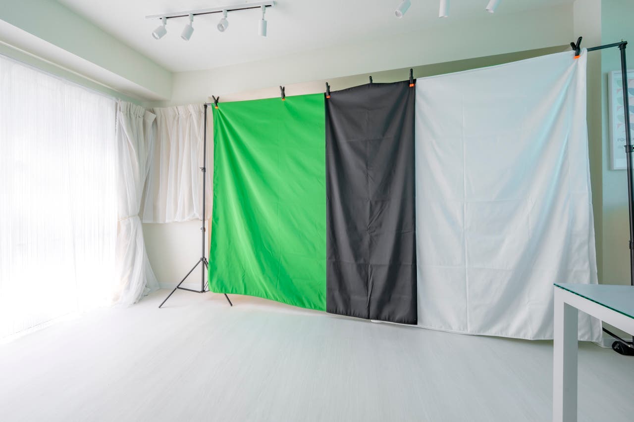 【リンバケ】駅1分✨自然光✨白基調✨ブランド家具✨おしゃれ✨ポートレート✨クリスマスツリー✨コスプレ✨物撮り✨インタビューの写真11