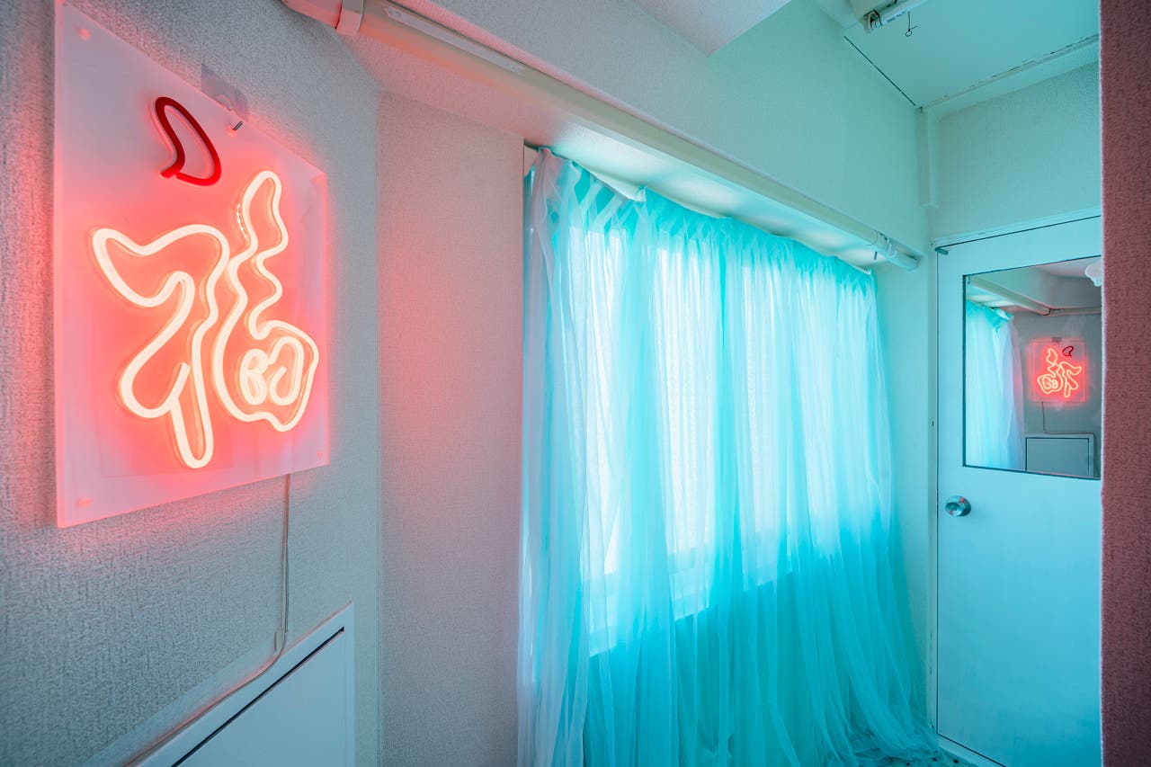 【リンバケ】駅1分✨自然光✨白基調✨ブランド家具✨おしゃれ✨ポートレート✨クリスマスツリー✨コスプレ✨物撮り✨インタビューの写真7