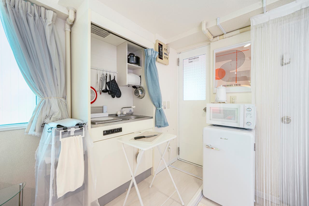 【リンバケ】駅1分✨自然光✨白基調✨ブランド家具✨おしゃれ✨ポートレート✨クリスマスツリー✨コスプレ✨物撮り✨インタビューの写真20