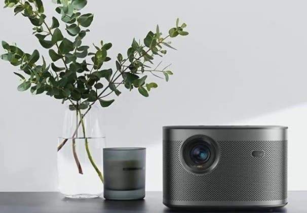 🎬150インチスクリーン  & XGIMI HORIZON Pro リアル4K ホームプロジェクター 高輝度 2200ANSI ルーメン 4Kの画像1