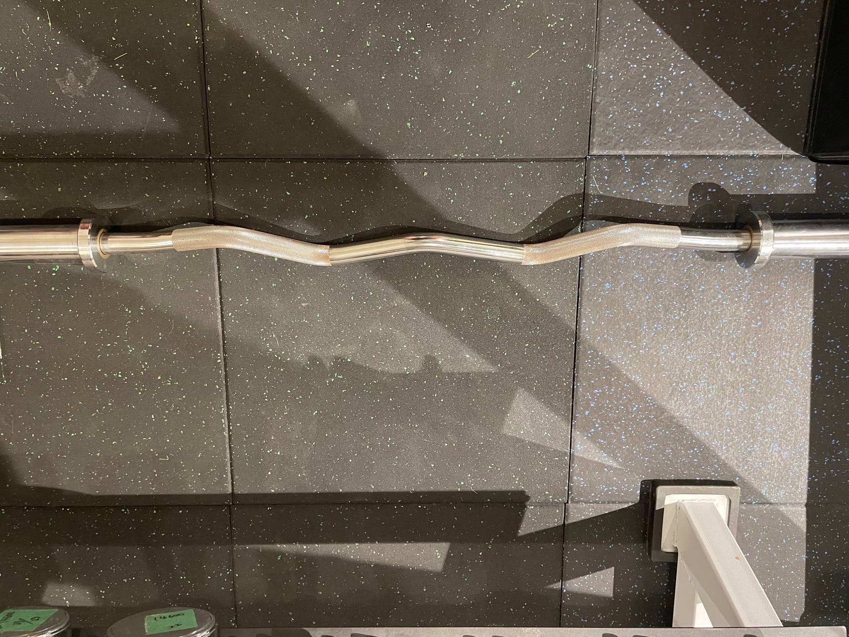 【船橋駅3分】ウェイトだけでなくランニングマシンも設備！シャワー完備の完全個室ジム！ラットマシン導入！！の写真12