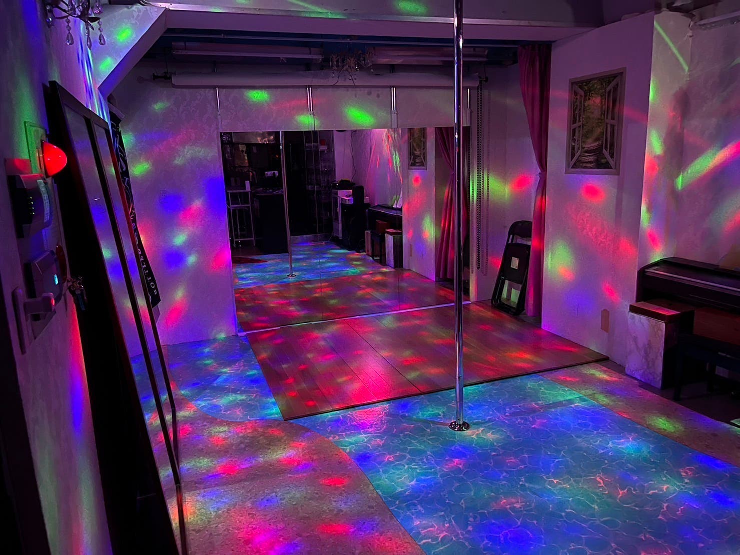 銀座線末広町駅から徒歩２分最大40名収容！☆カフェバー併設多目的レンタルスペース☆使い方無限大☆の写真9