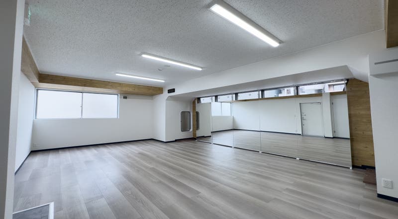 【池袋駅7分】☆ジャンプOK☆ダンス・ヨガなどにおすすめ/1日1回スタッフ完全清掃のスタジオ