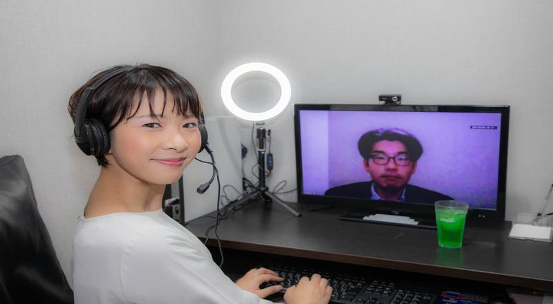 門前仲町駅から徒歩２分　椅子タイプの防音完全個室デスク席　Wi-Fi使用可！テレワークに！