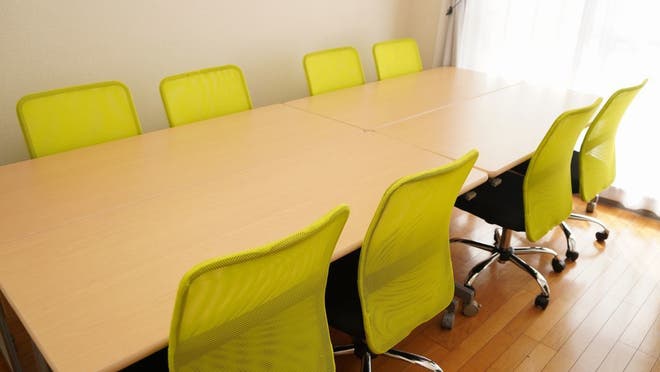 【柏駅3分!8名利用可!】会議、セミナー、研修、勉強会、ゲーム、ネット配信に最適!幅広い用途で利用可能!ひだまり貸し会議室柏Aの写真2