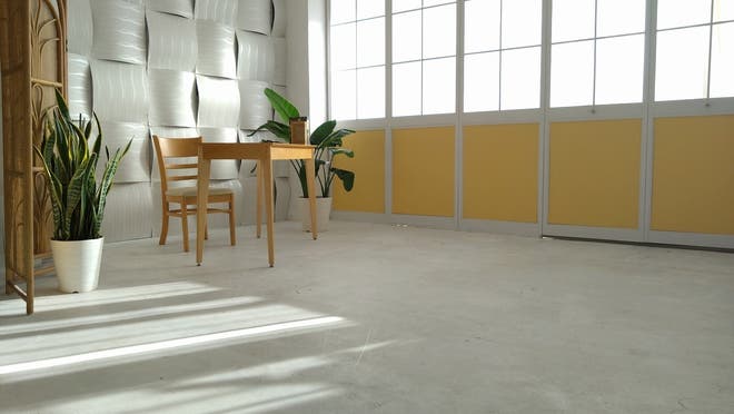 水道橋徒歩1分/自然光【限定格安プランあり】直射光の差し込むサンルーム/様々な背景、壁を撮影可/ビュースタジオの写真9