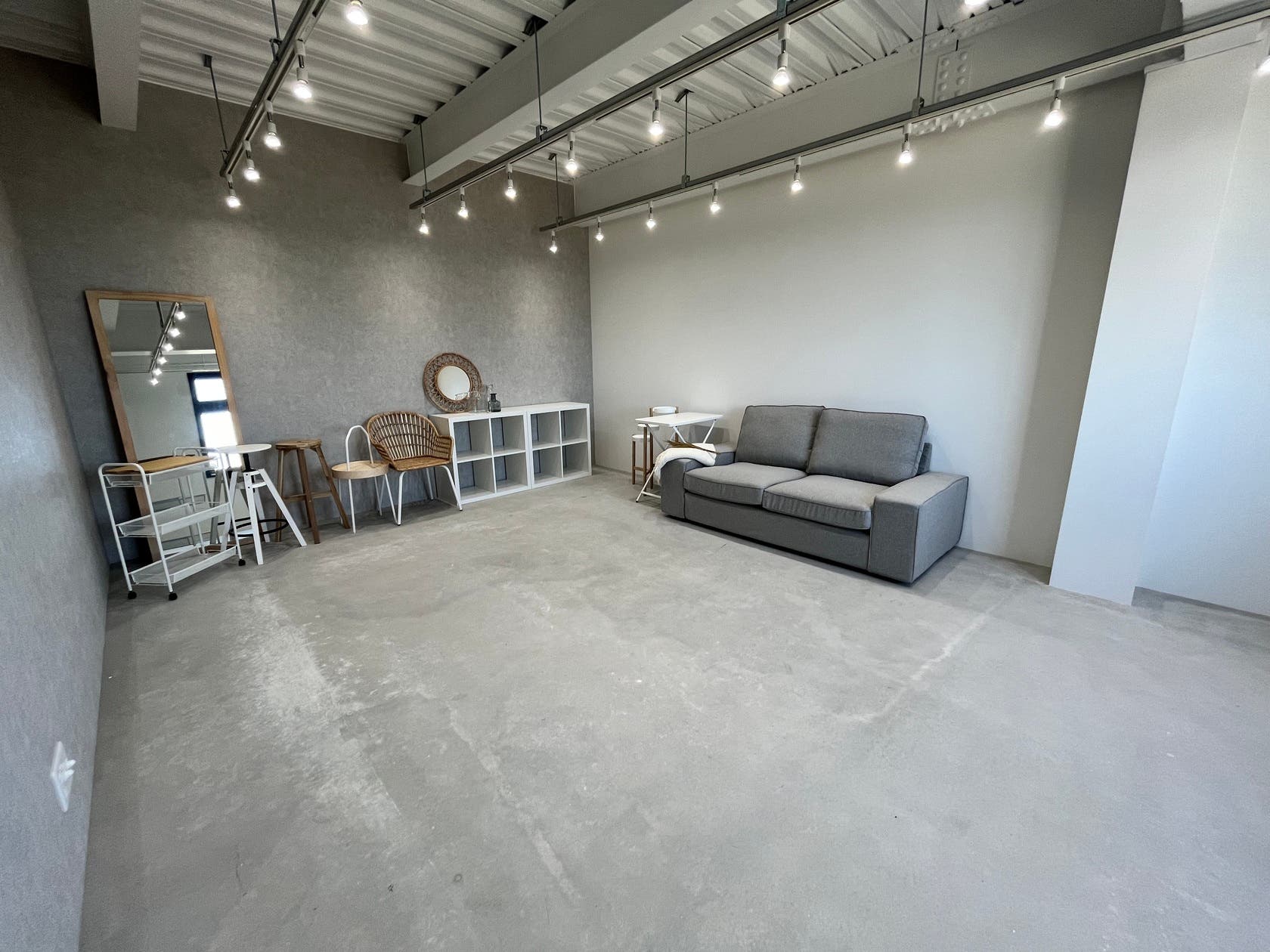 オープン記念🎉新築市内コスパ最強　撮影スタジオ　ダンススタジオ28ｍ２の写真5