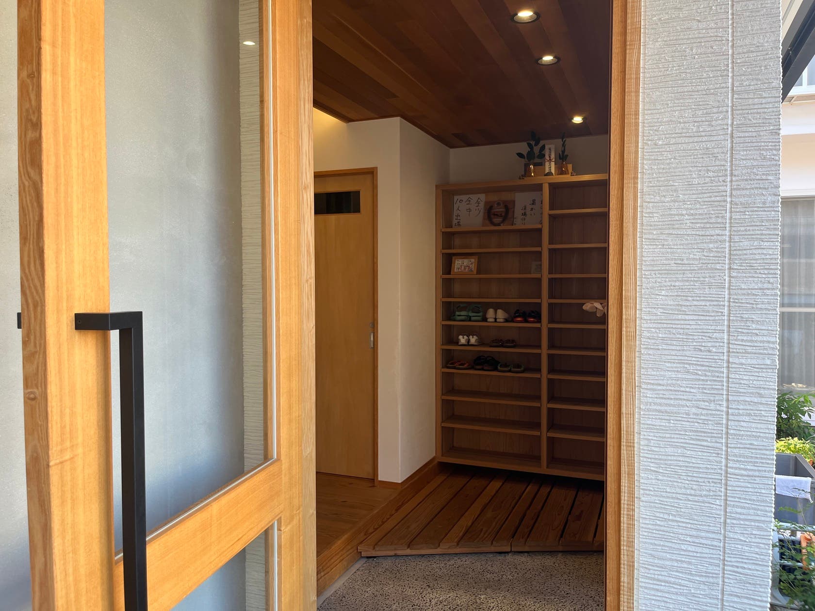 【駐車場あり 岡山駅から車で約１５分】撮影・ダンス・会議・友人との集まりなどに！〈鏡/Bluetooth完備〉築２年！の写真8