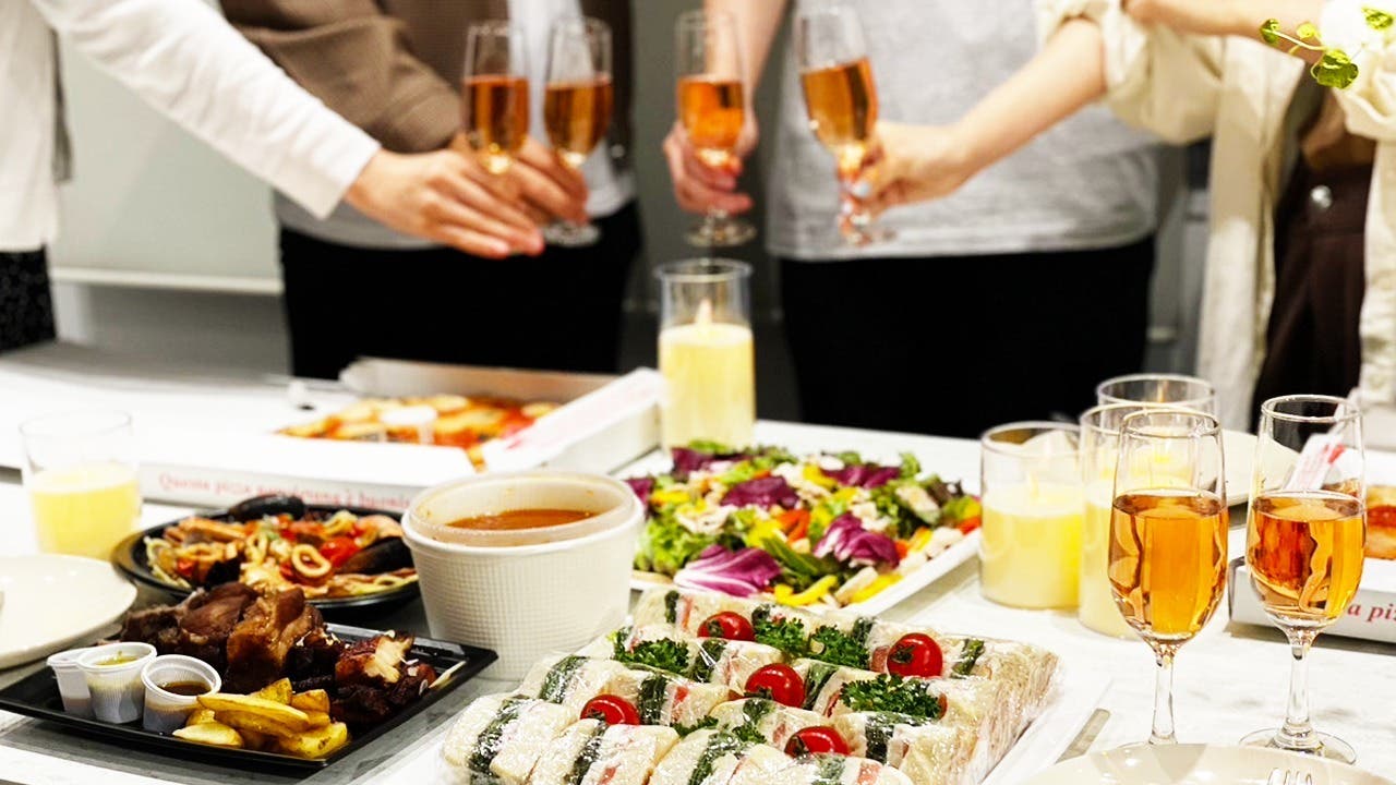 【西新宿駅1分】ベストホスト賞受賞/最大30名・24H/スクリーン100㌅/フロア貸切/パーティ🎉セミナー🌟女子会/ゲームの写真12