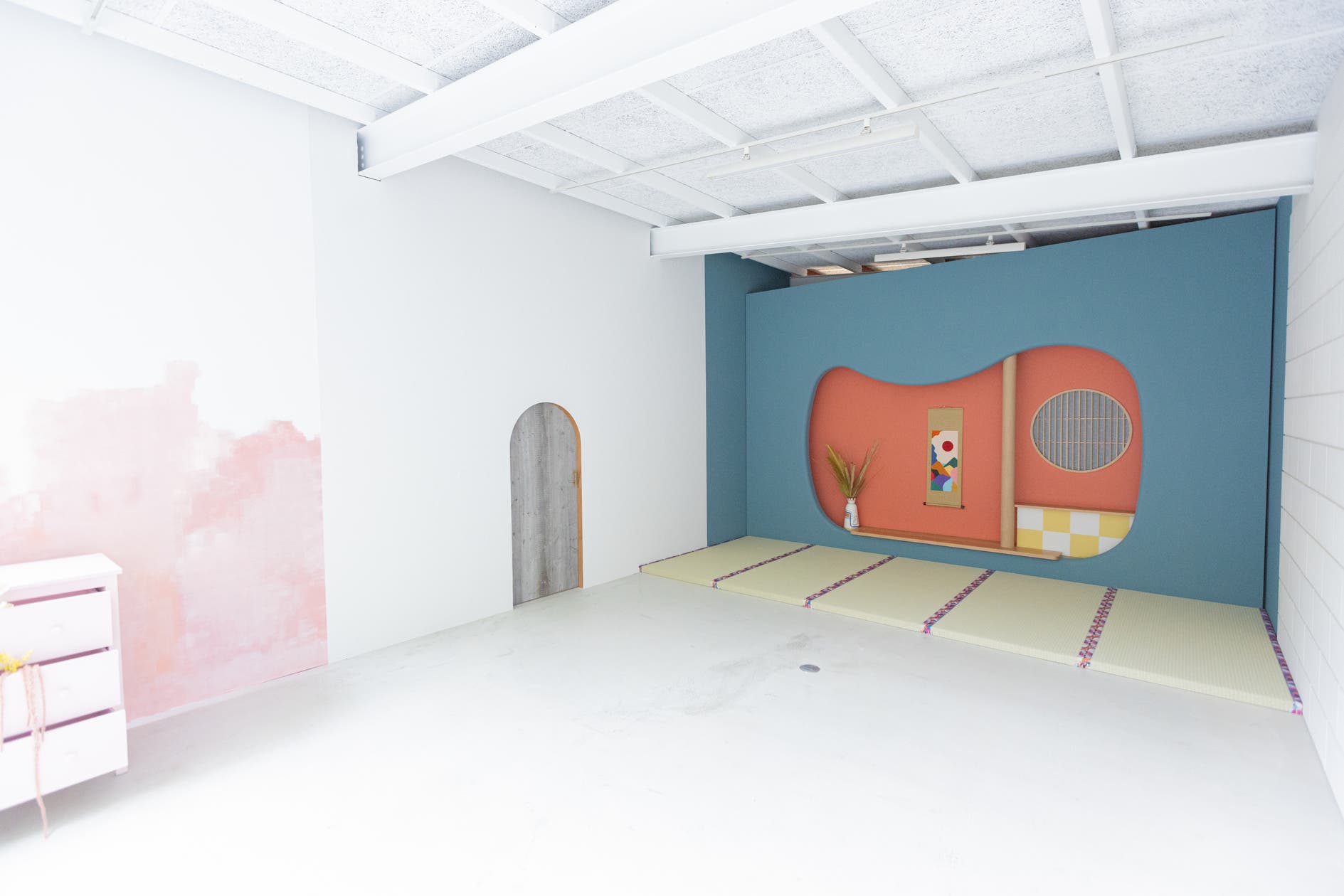 【工場跡地をリノベーションしたスタジオ】天井の高い広々グレースペース/写真撮影/岸和田和泉ICから車で10分の写真9