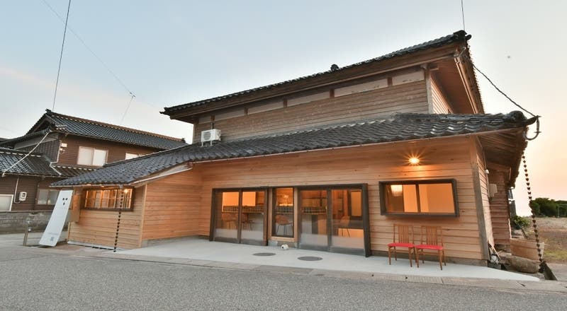 TOGISO 能登の古民家 漁村 ロケ地に【長期利用可能・キッチン等リフォーム相談可能】赤崎の町並み