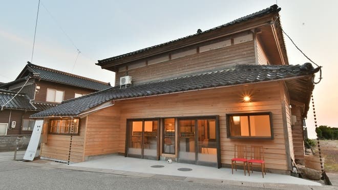 TOGISO 能登の古民家 漁村 ロケ地に【長期利用可能・キッチン等リフォーム相談可能】赤崎の町並みの写真1