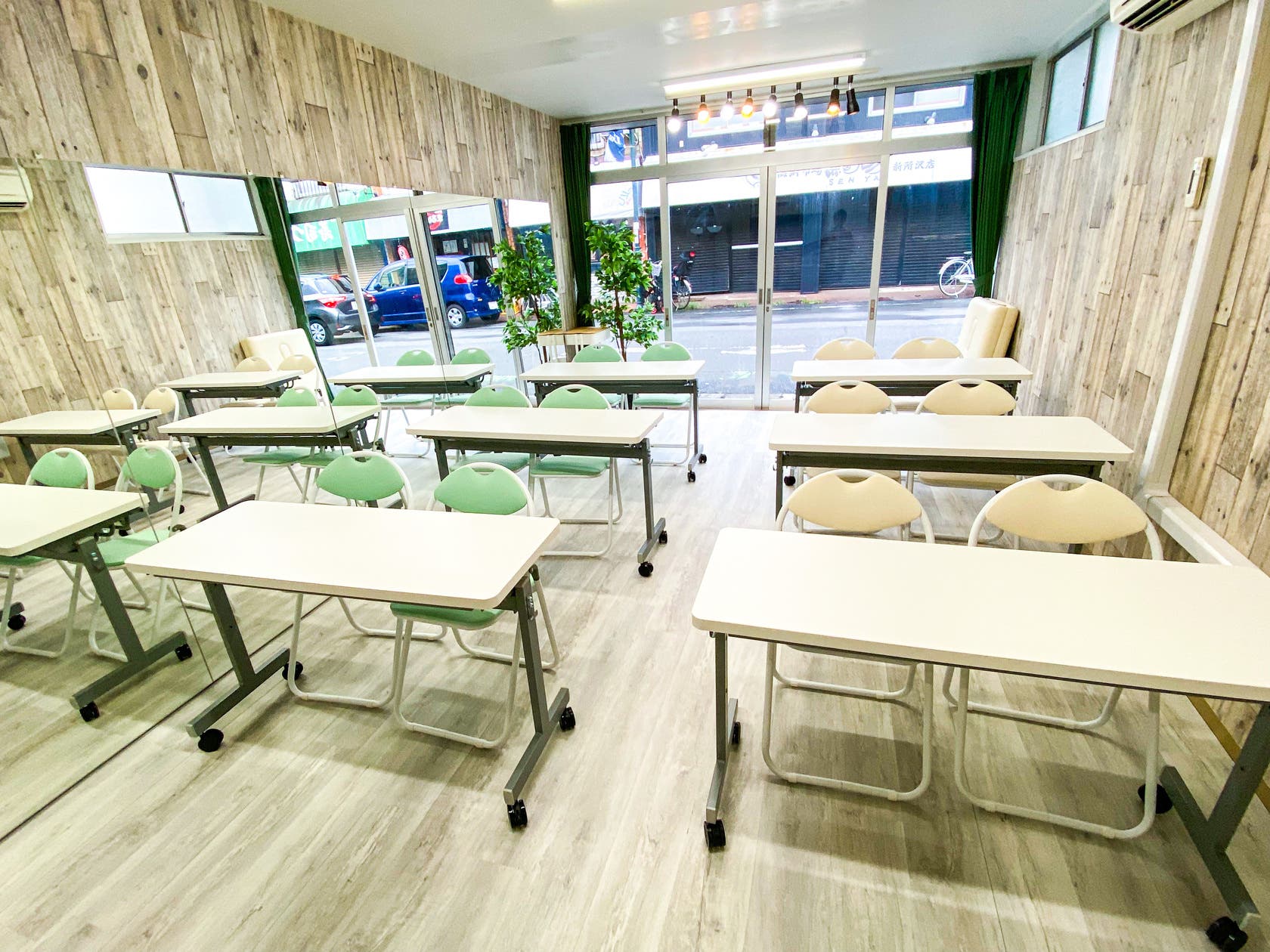 新所沢3分！当日予約OK！5.4m大型鏡のレンタルスタジオ（ダンス・演劇・ヨガ）、会議室利用もOK（最大12名）の写真7