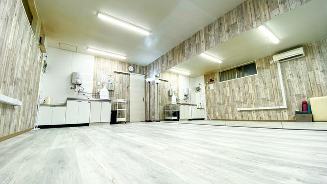 新所沢3分!当日予約OK!5.4m大型鏡のレンタルスタジオ(ダンス・演劇・ヨガ)、会議室利用もOK(最大12名)の写真10