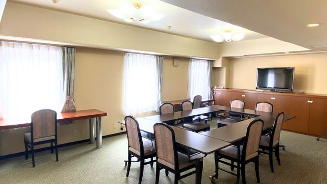 堺駅徒歩5分《ホテルの中の会議室》 打ち合わせ・コワーキング・小会議・面談・面接にピッタリ!の写真2