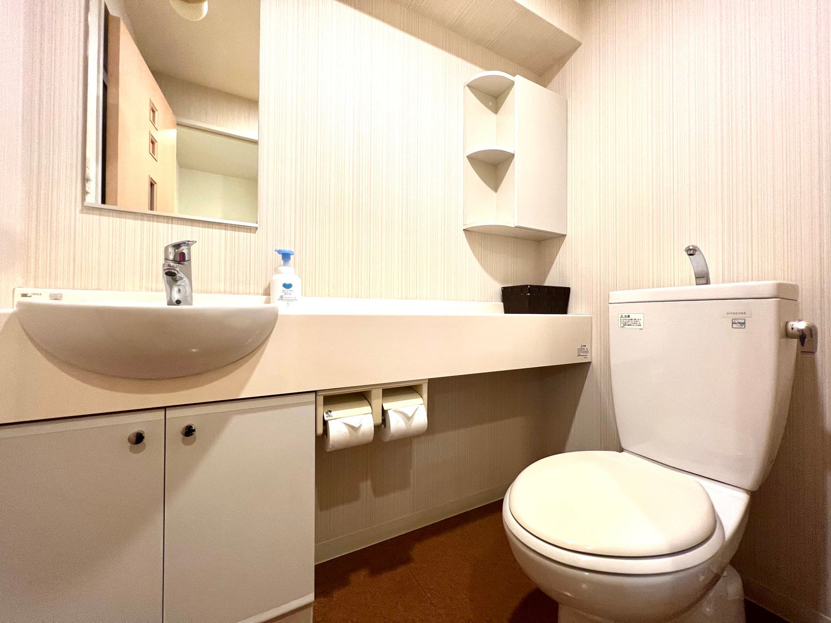 【駅徒歩2分】FUN SPACE 新宿歌舞伎町【2024年5月リニューアル🎉】（パーティー、手ぶら撮影、BBQ、女子会、ボドゲ）の写真17